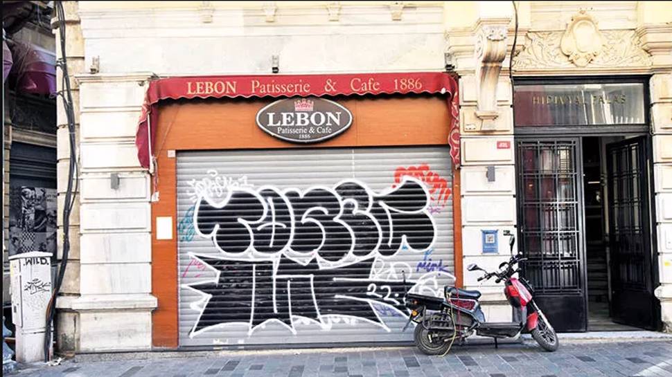 212 yıllık Lebon Pastanesi kepenk indirdi | Ankara Masası